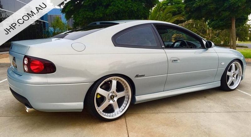 Pedders Extreme Coilover Suspension Kit to suit Holden Commodore VT-VZ ...