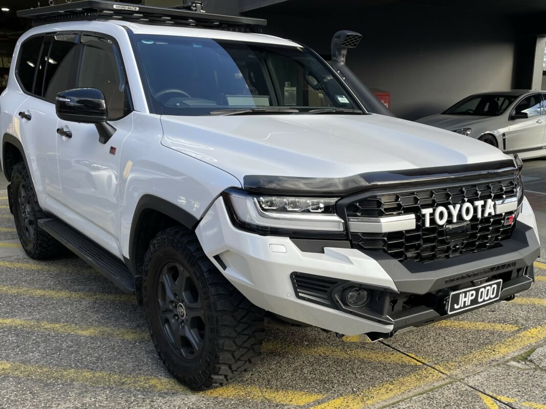 Rhino 4x4 3D Evolution Winch bar to suit Toyota Landcruiser 300 Series ...