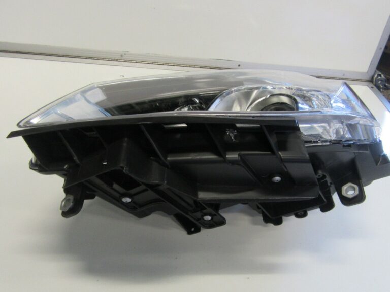 Genuine Holden VF Commodore & GEN F HSV Headlight options | JHP